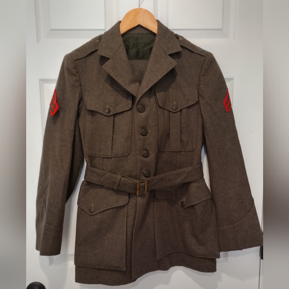 Military Uniform Usmc - Gem